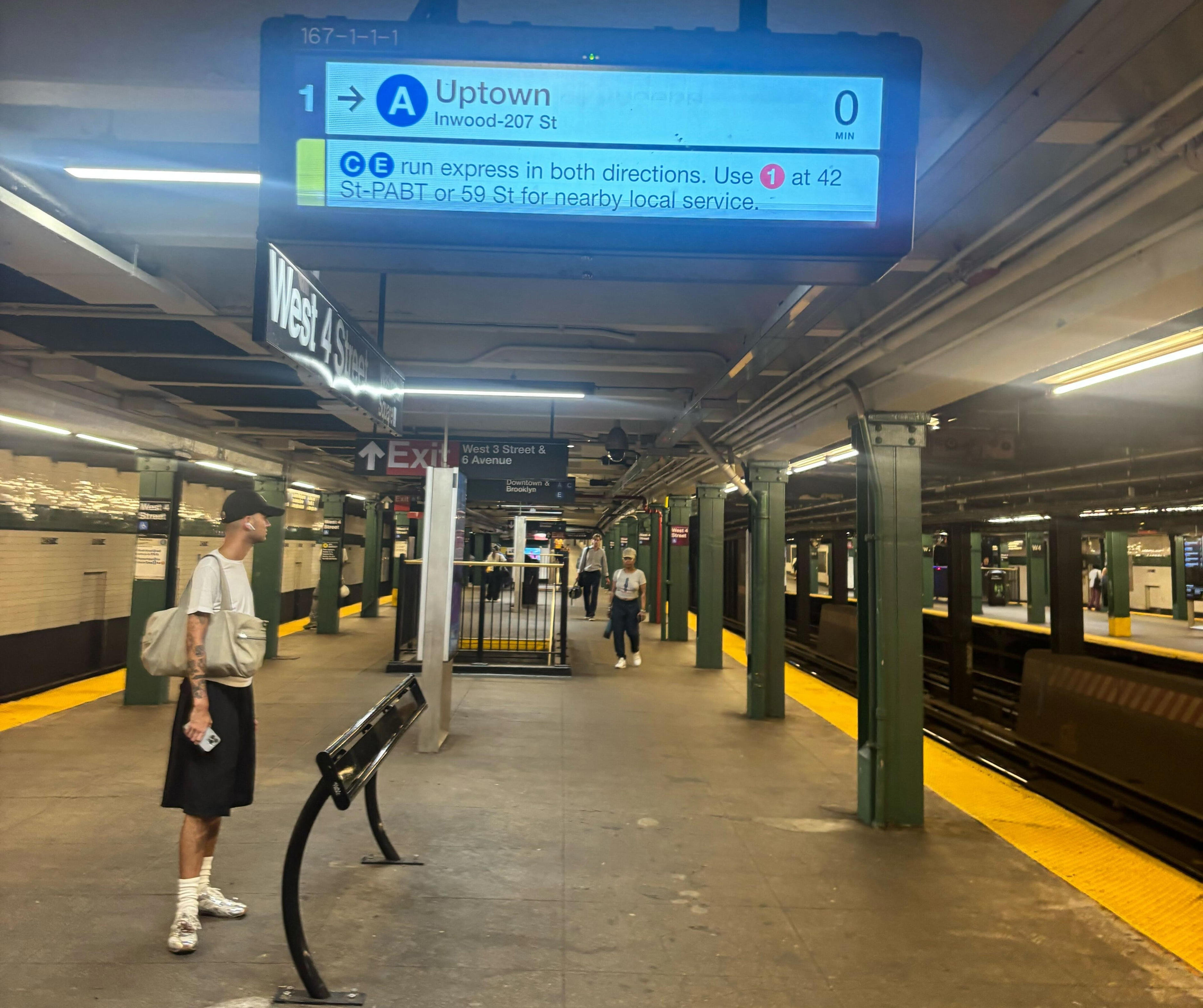Hochul directs full MTA review of outages that crippled subway lines ...