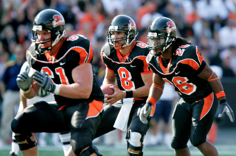Oregon State Beavers All-Quarter-Century team nominees: Offensive tackles