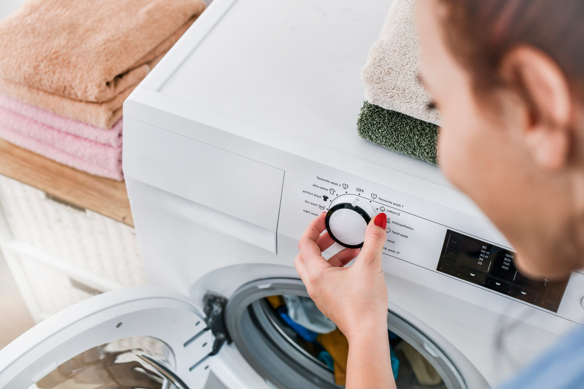 Le guide simple pour une machine à laver propre et un linge qui sent le ...