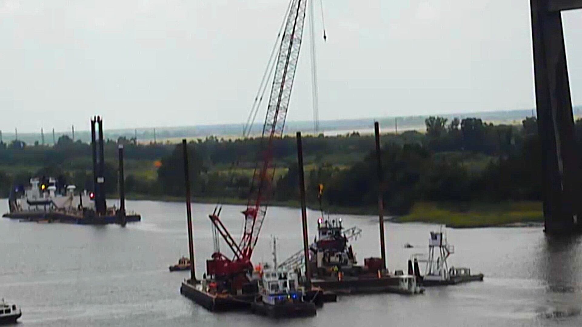 Talmadge Bridge struck by crane from Savannah River