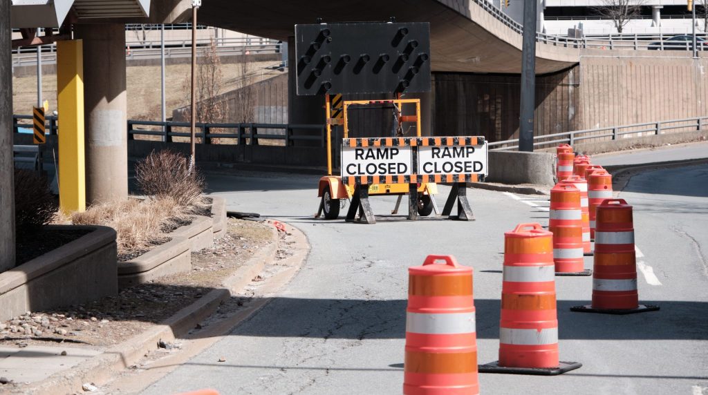 Caltrans Crews Close Off Several Lanes Overnight on 405’s Sepulveda Pass