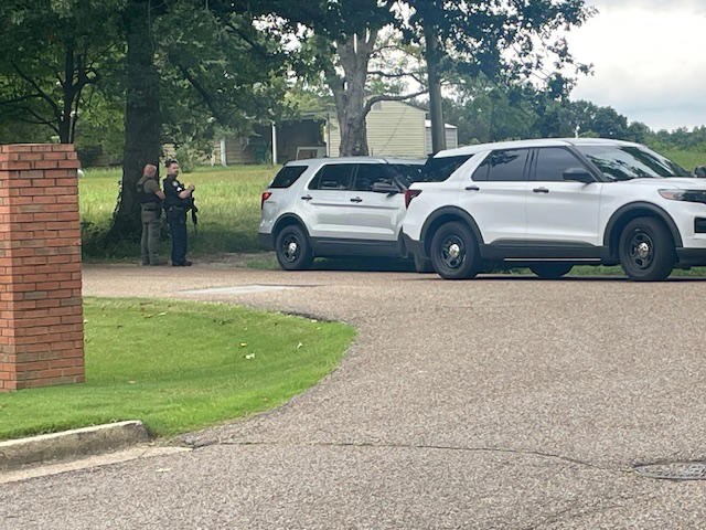 Quadruple murder suspect’s Audi found in Jackson, TN; residents asked ...