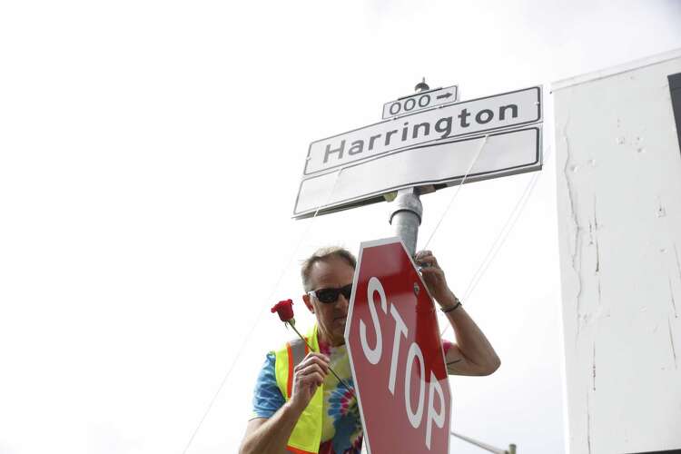 Grateful Dead's Jerry Garcia gets a street named after him in San Francisco