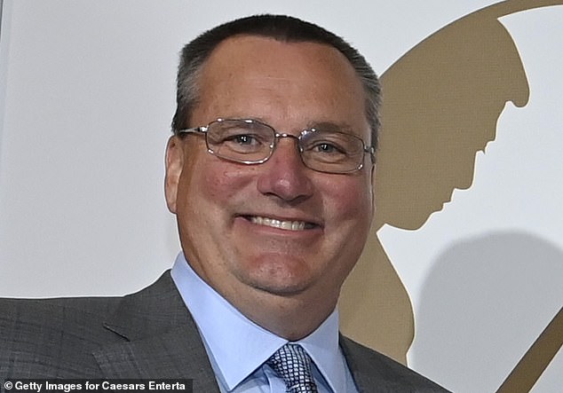 Fears Las Vegas is DYING as hotel bookings crater due to rip-off prices ...