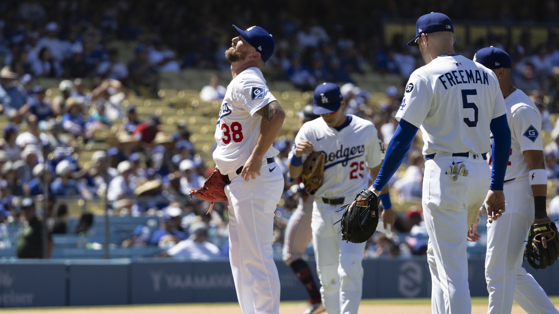 Kirby Yates to IL; Stewart, Gervase, Call activated