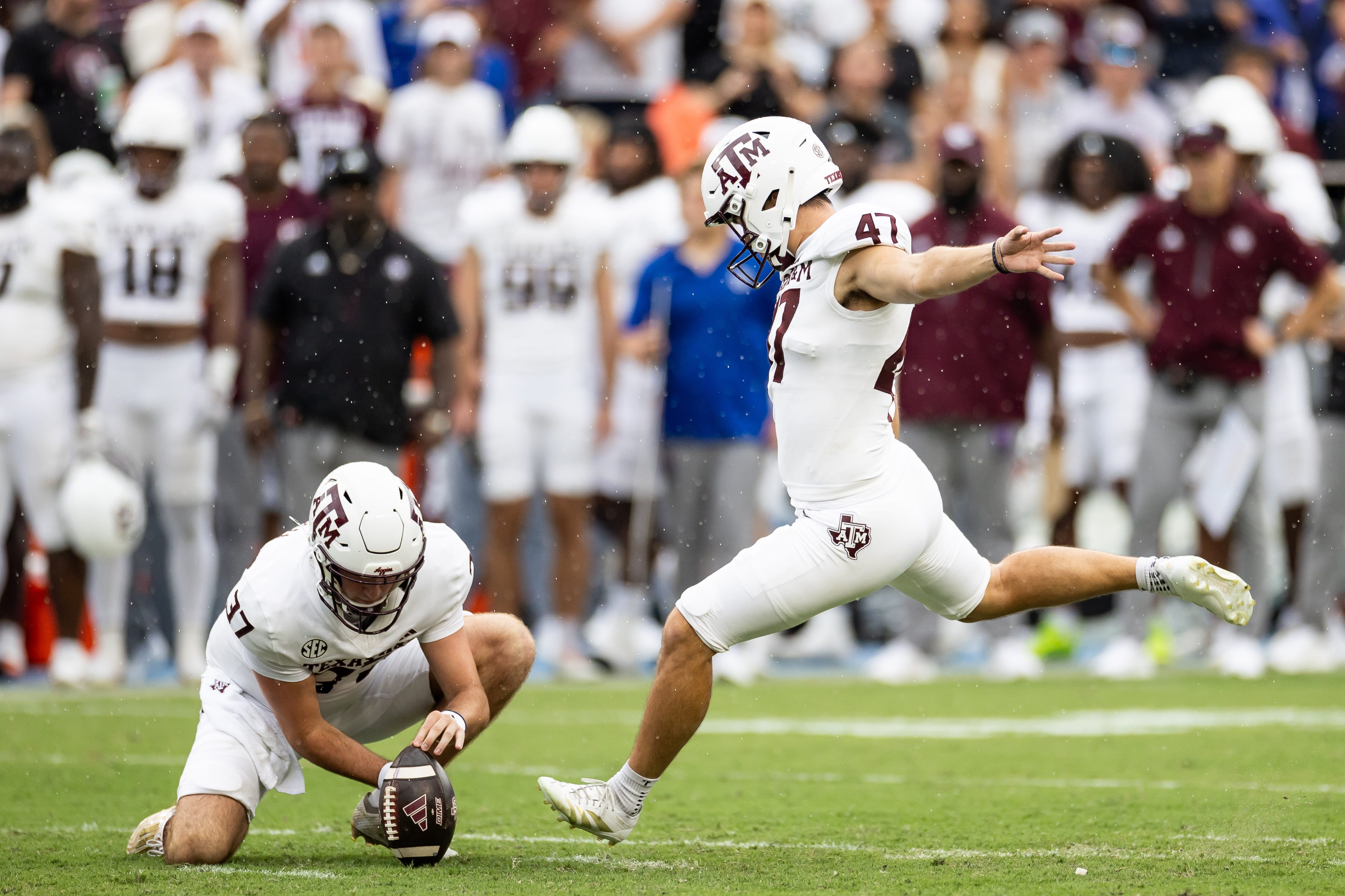 Texas A&M senior kicker named to Lou Groza Award watch list
