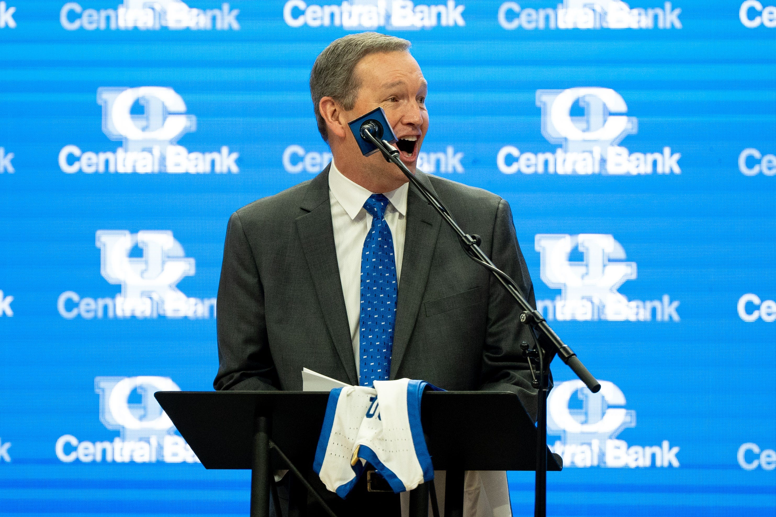 Mitch Barnhart clarifies revenue sharing at Kentucky...sort of