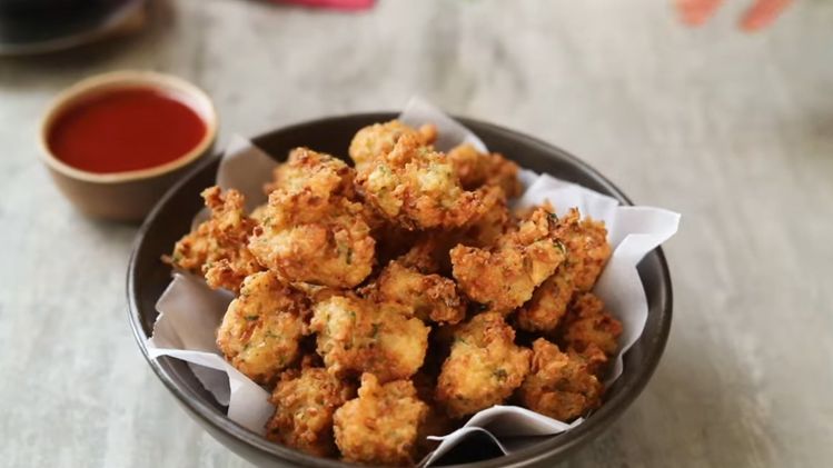 Leftover Rice Pakoda Recipe: फ्रिज में रखे हैं बचे हुए चावल तो ऐसे बना ...