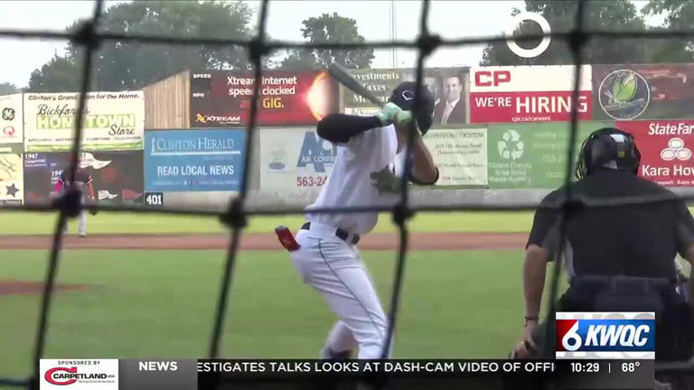 Lumberkings clinch Northwest Division advancing in the playoffs