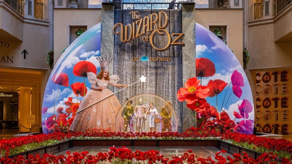 'Wizard of Oz' statues bring magic to Venetian ahead of film opening