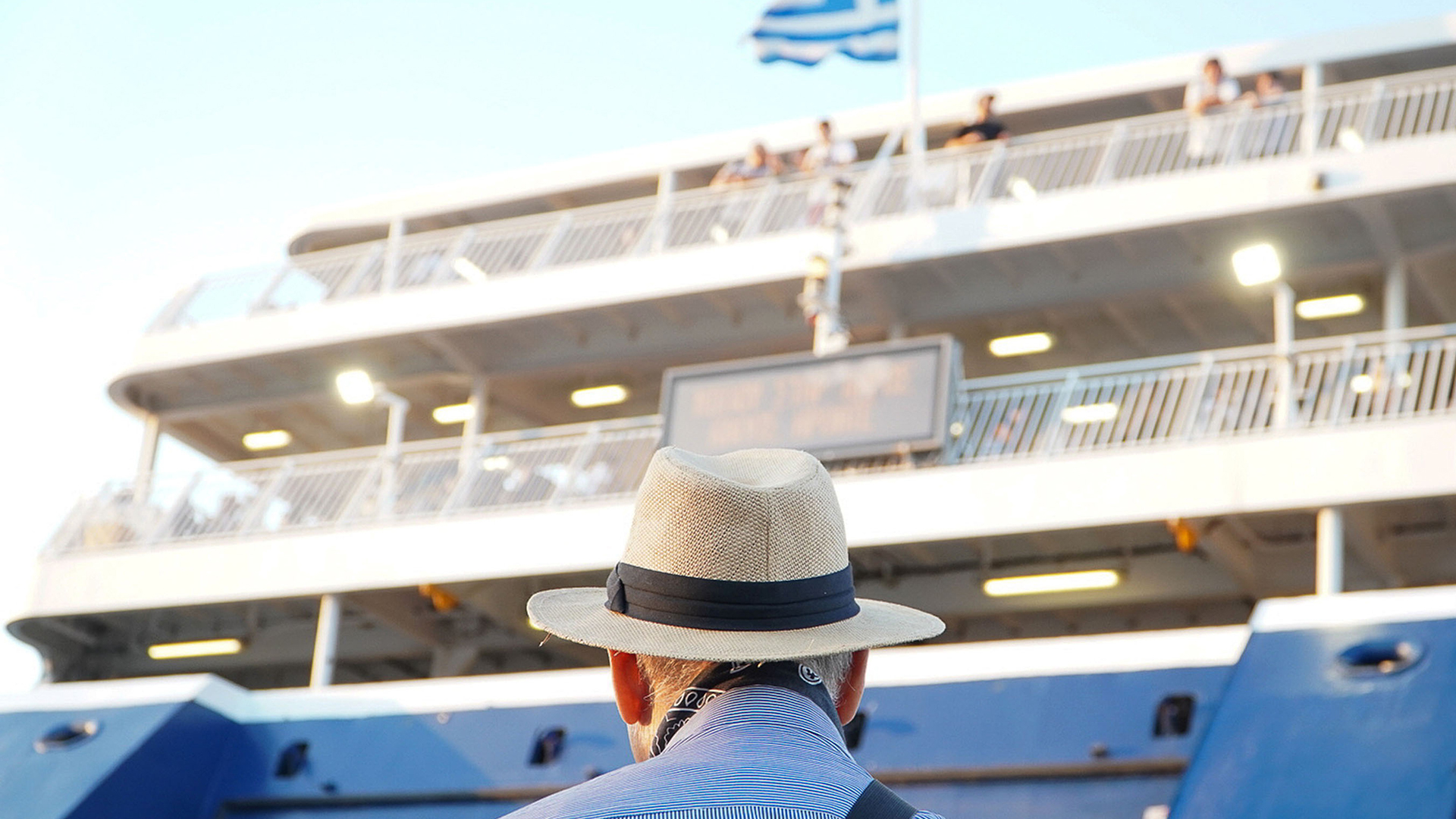 Εξοδος Αυγούστου: Πάνω από 150.000 Αθηναίοι έχουν αναχωρήσει με ...