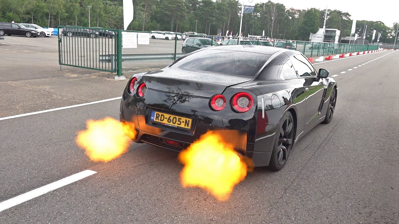 Sports Cars Accelerating – Aventador SVJ, 812 SF Novitec, 1000HP R33 ...