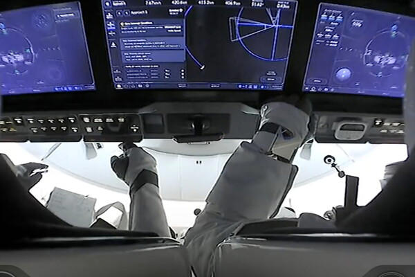 Navicella Crew-11 di NASA e SpaceX agganciata all'ISS