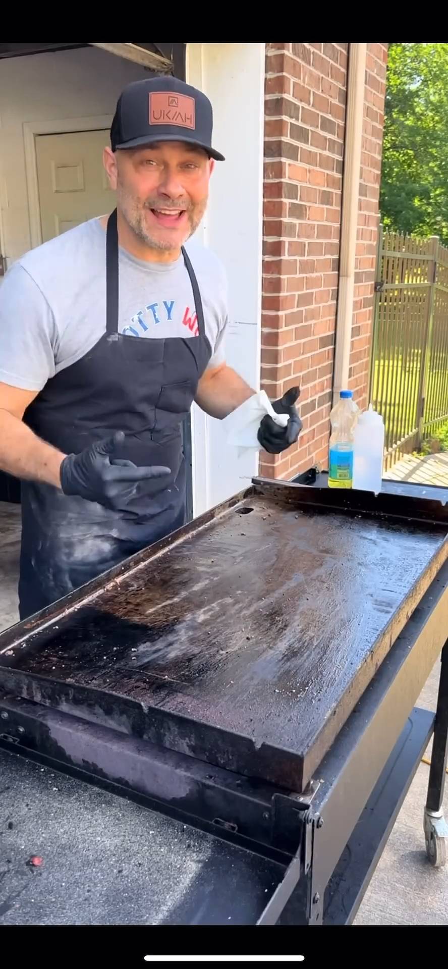 How to clean flat top griddle