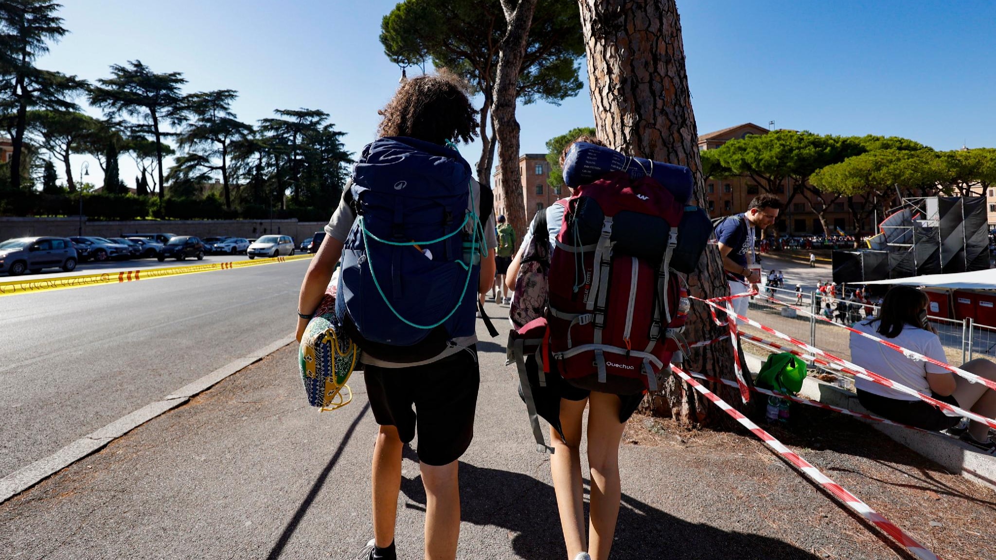 Giubileo, Meloni: "Fate chiasso come 25 anni fa". Il Papa: "Dolore per ...