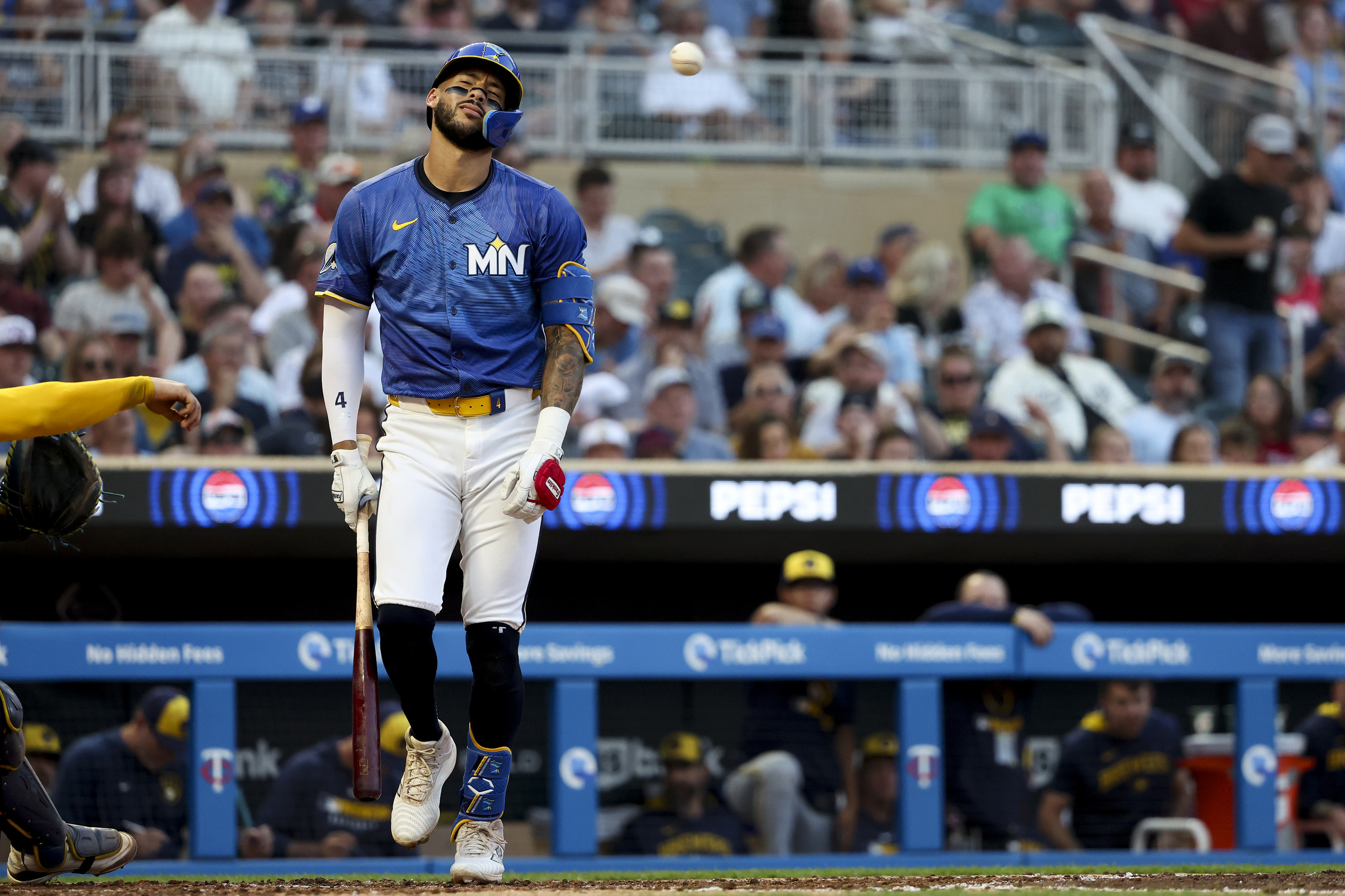 Patrick Reusse: Twins’ fire sale representative of when art becomes reality