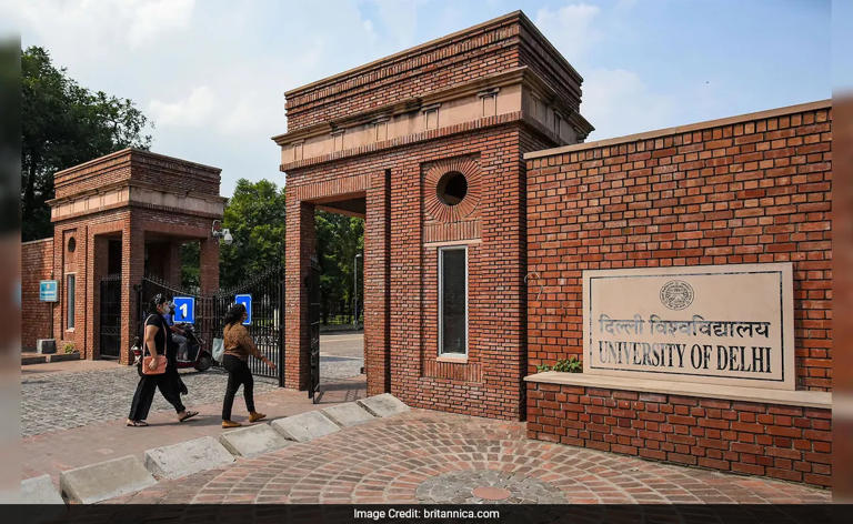 DU's Tentative Exam Calendar Sparks Concern Over Overlapping, Teachers ...