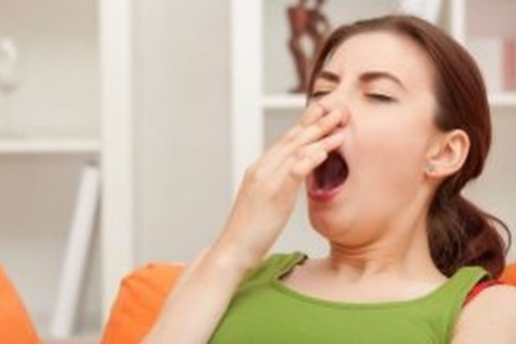 Penyebab Lain Orang Menguap Selain Mengantuk, Ternyata Bisa Menular Lo ...