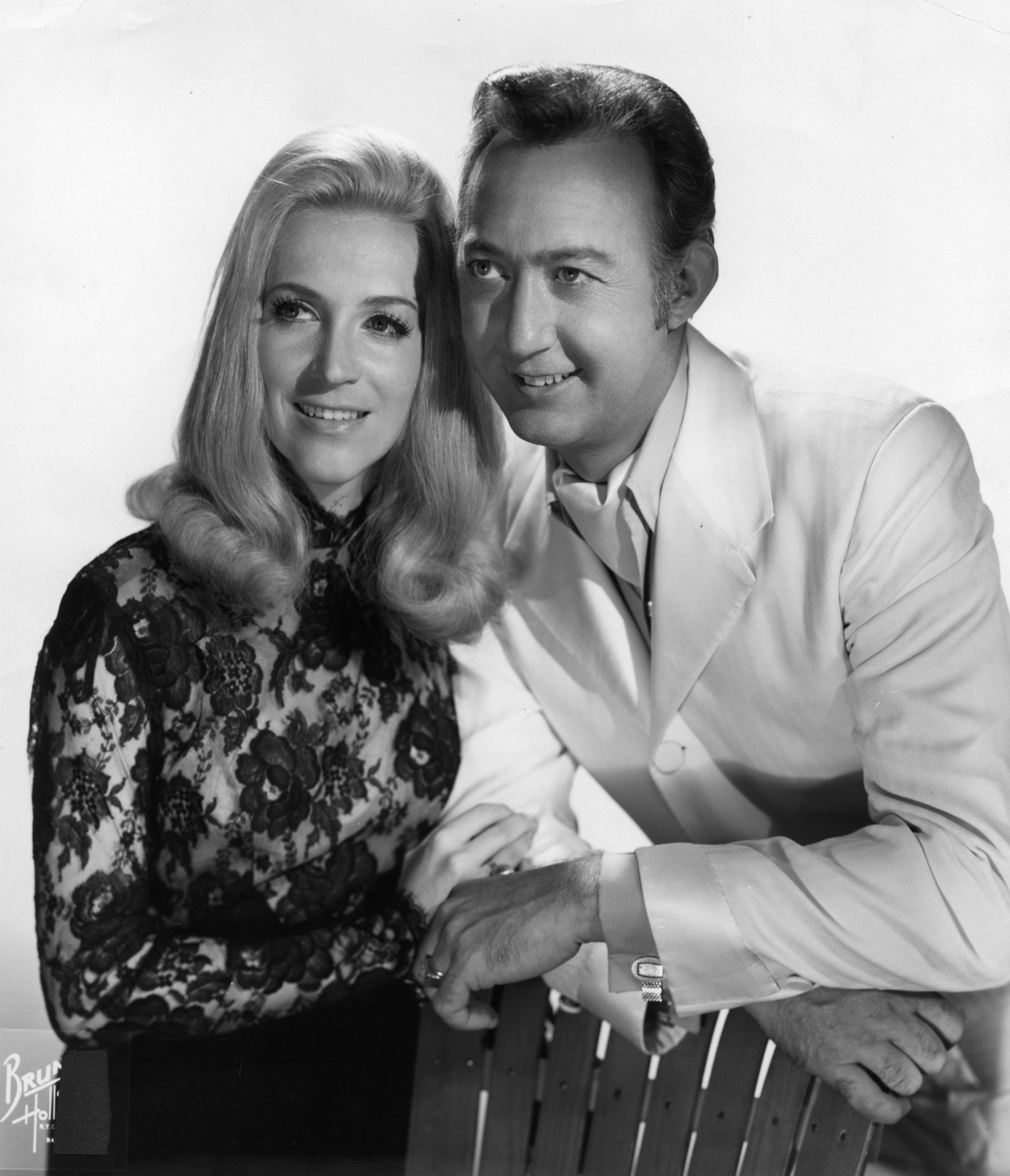 Country legend Jeannie Seely dies aged 85