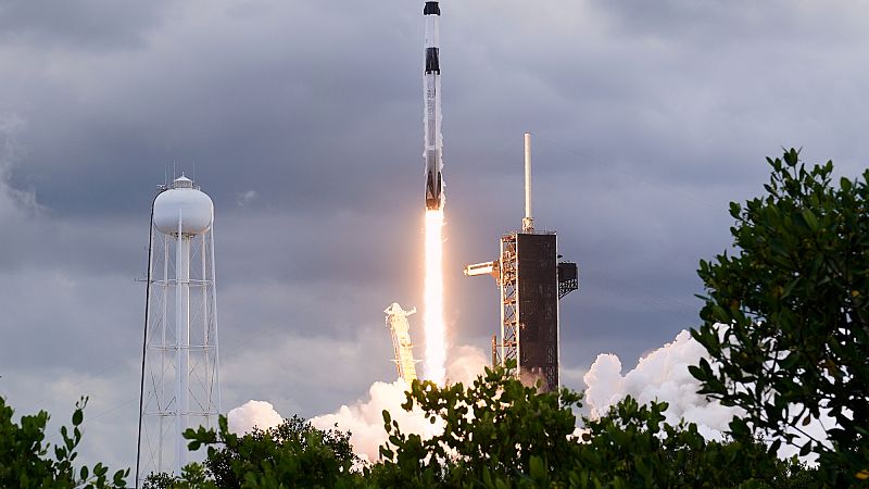 SpaceX delivers four astronauts to the International Space Station just ...