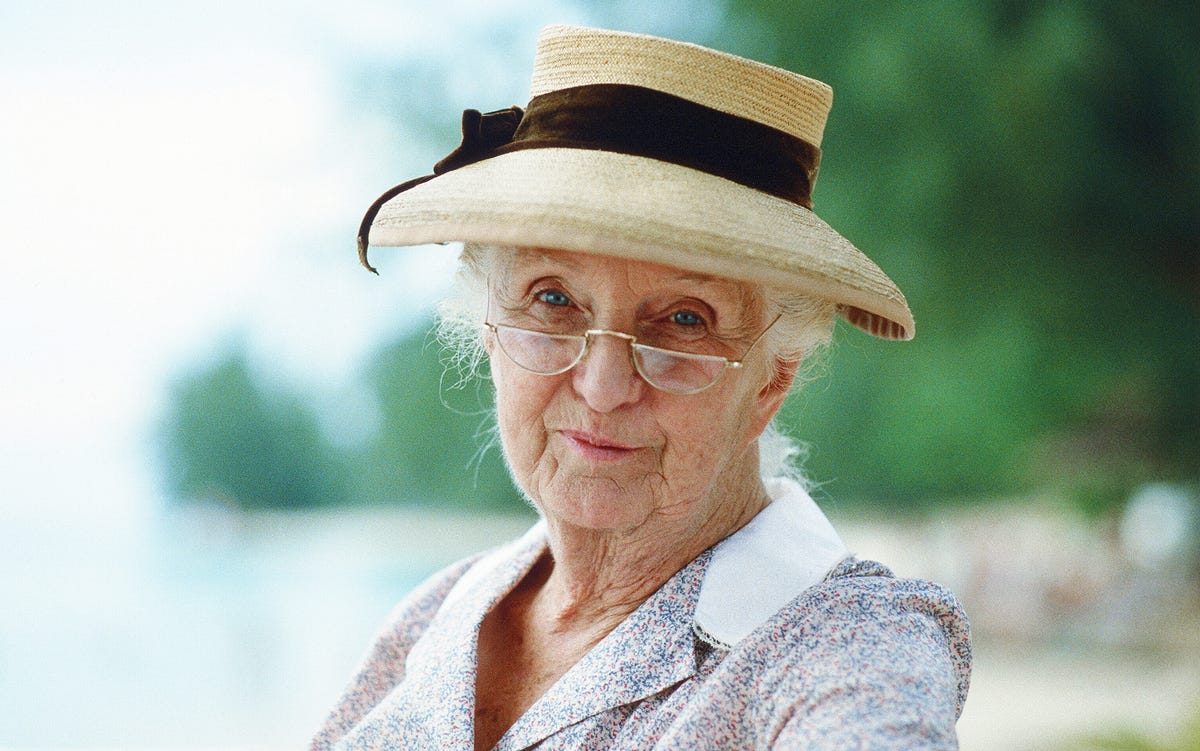 One to watch! A classic and "quintessential" Miss Marple mystery drama ...