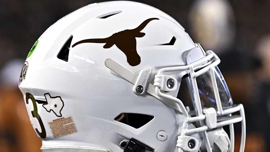 Texas Longhorns Kicker Named to Prestigious Watch List