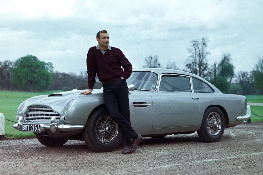 13 beautiful cars in classic movies