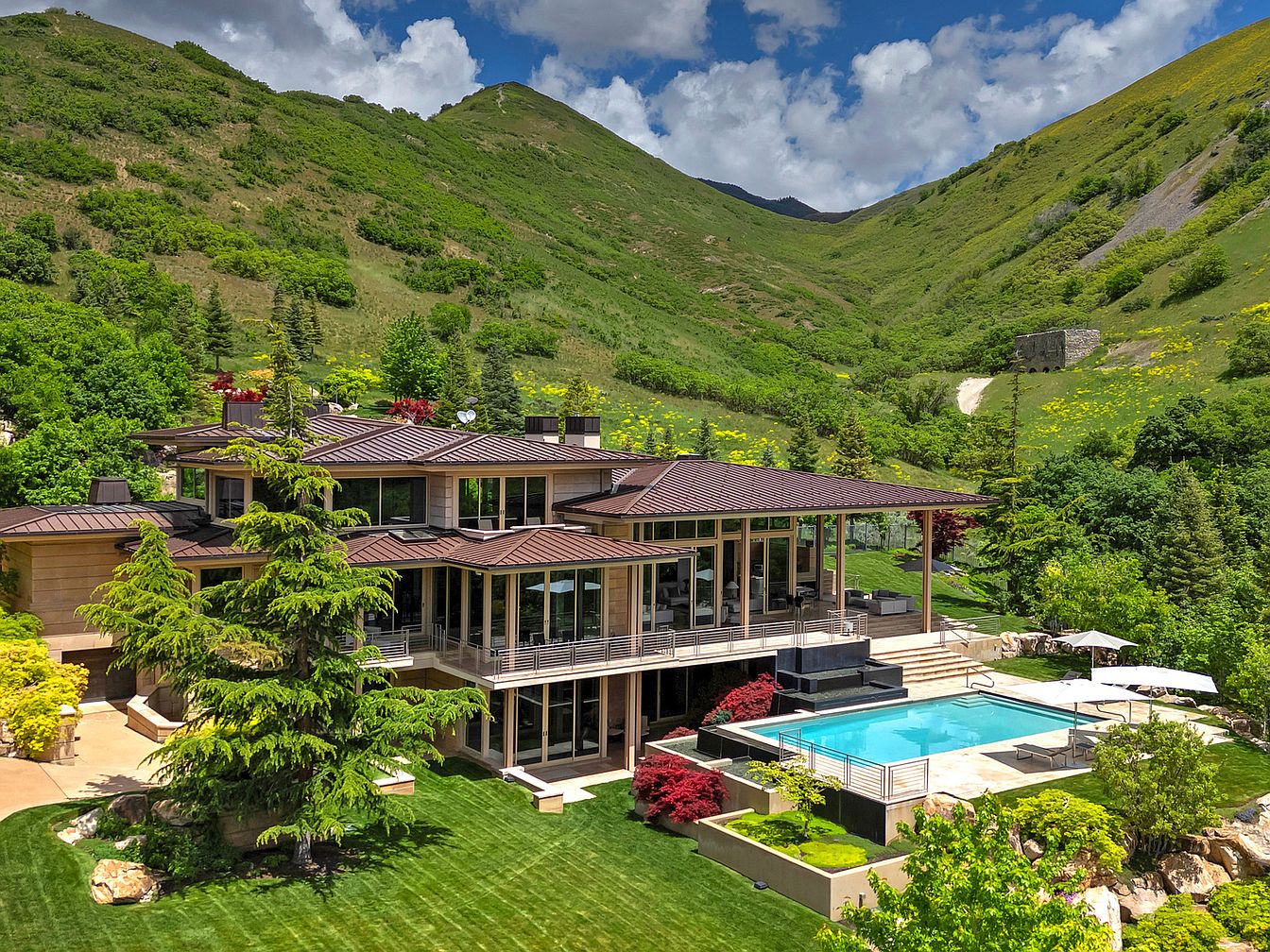 $9.9M Modern Salt Lake City Canyon-Edge Estate on 25 Acres with ...