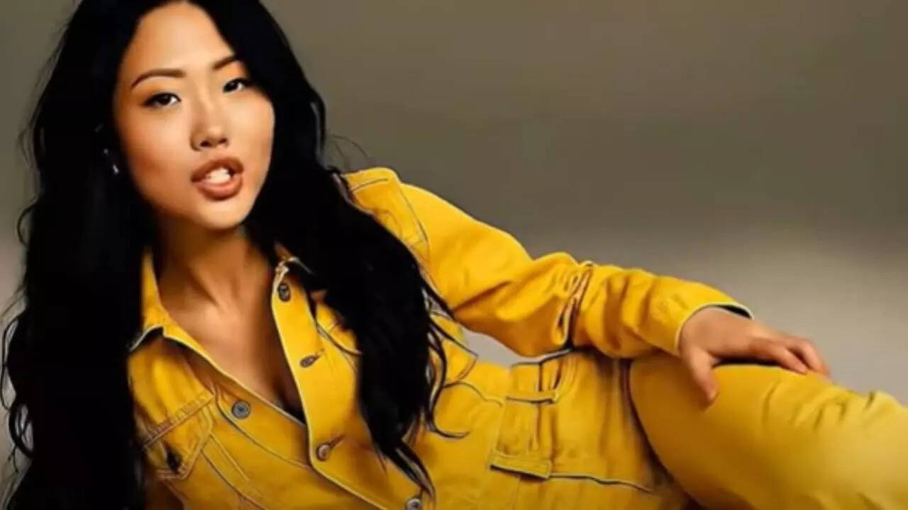 'My jeans are yellow': Influencer Tiffany Fong, who refused to have ...