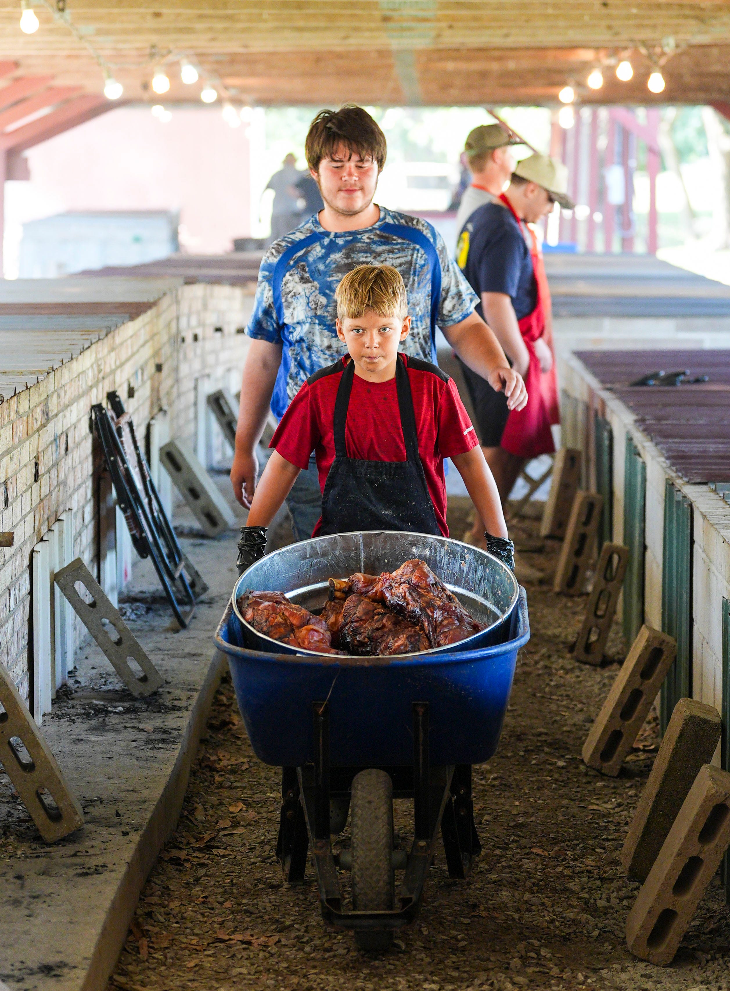 Senate candidates seeking McConnell seat trade jabs at Fancy Farm. See ...
