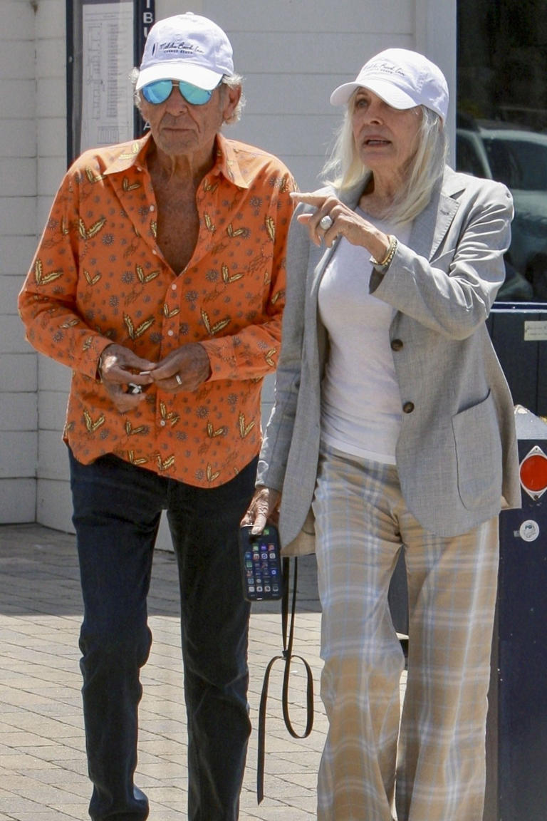Joanna Cassidy calls reconnecting with boyfriend Alan Hamel ‘miraculous’