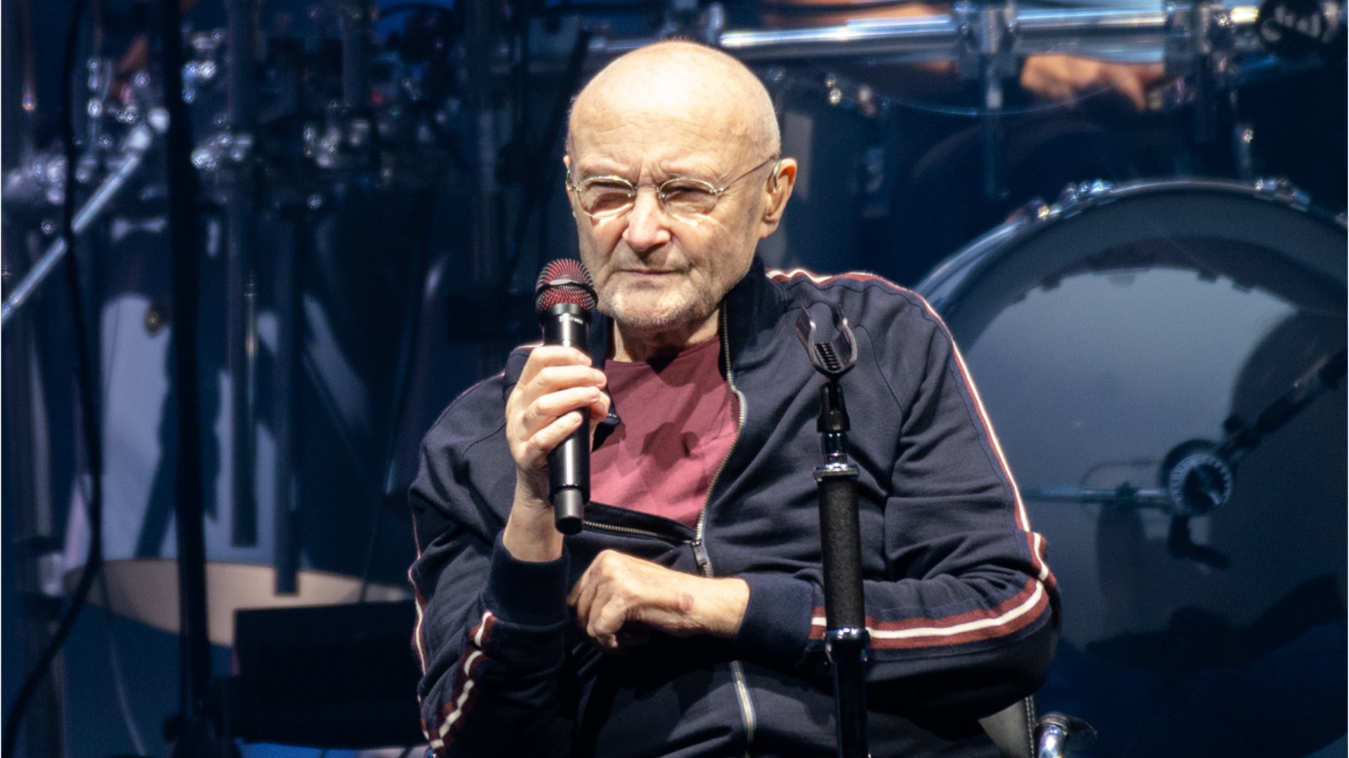 NEWS OF THE WEEK: Phil Collins reveals reason for hospital stay