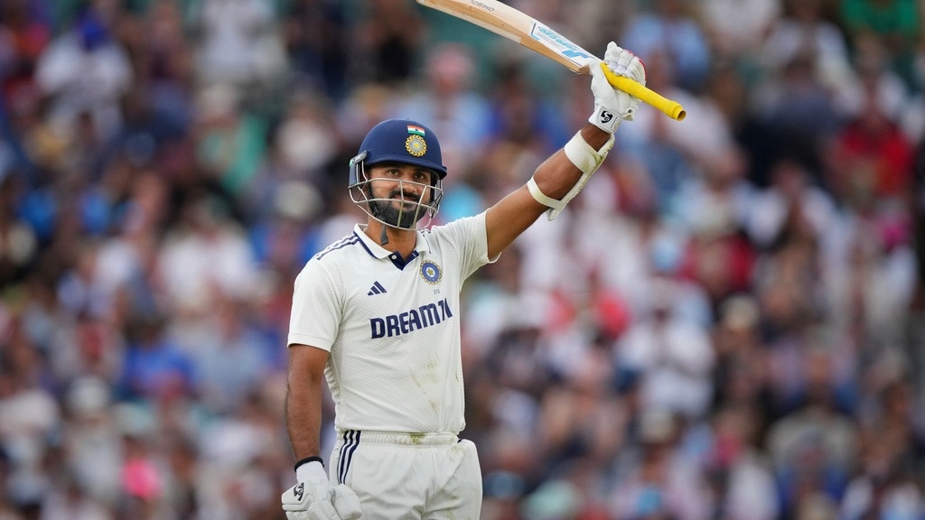 Akash Deep scores maiden fifty, hugs Ben Duckett and draws rare smile ...