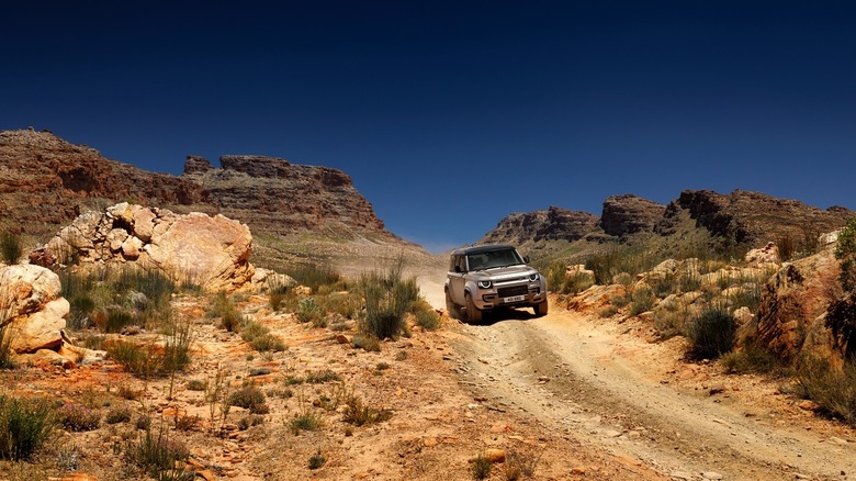 Yes, Land Rover Can Track Your Car – Here's How The System Works