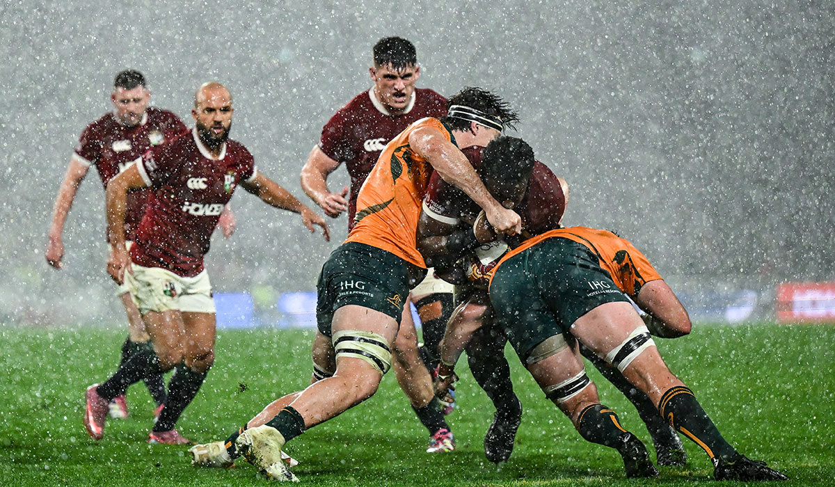 Lightning disrupts Lions as strike causes play to be suspended