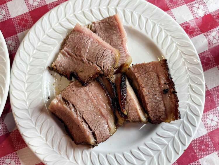 Galveston's beloved pitmaster Leon O'Neal looks to pass the torch