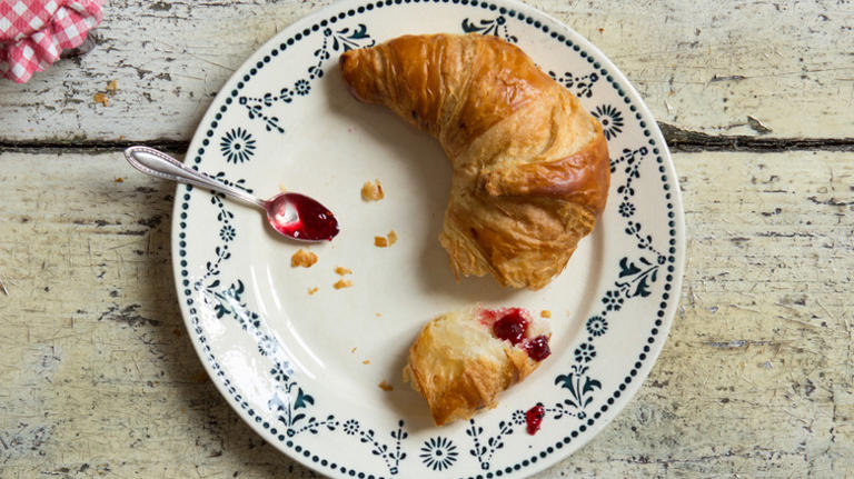 19 Items To Try At A German Bakery
