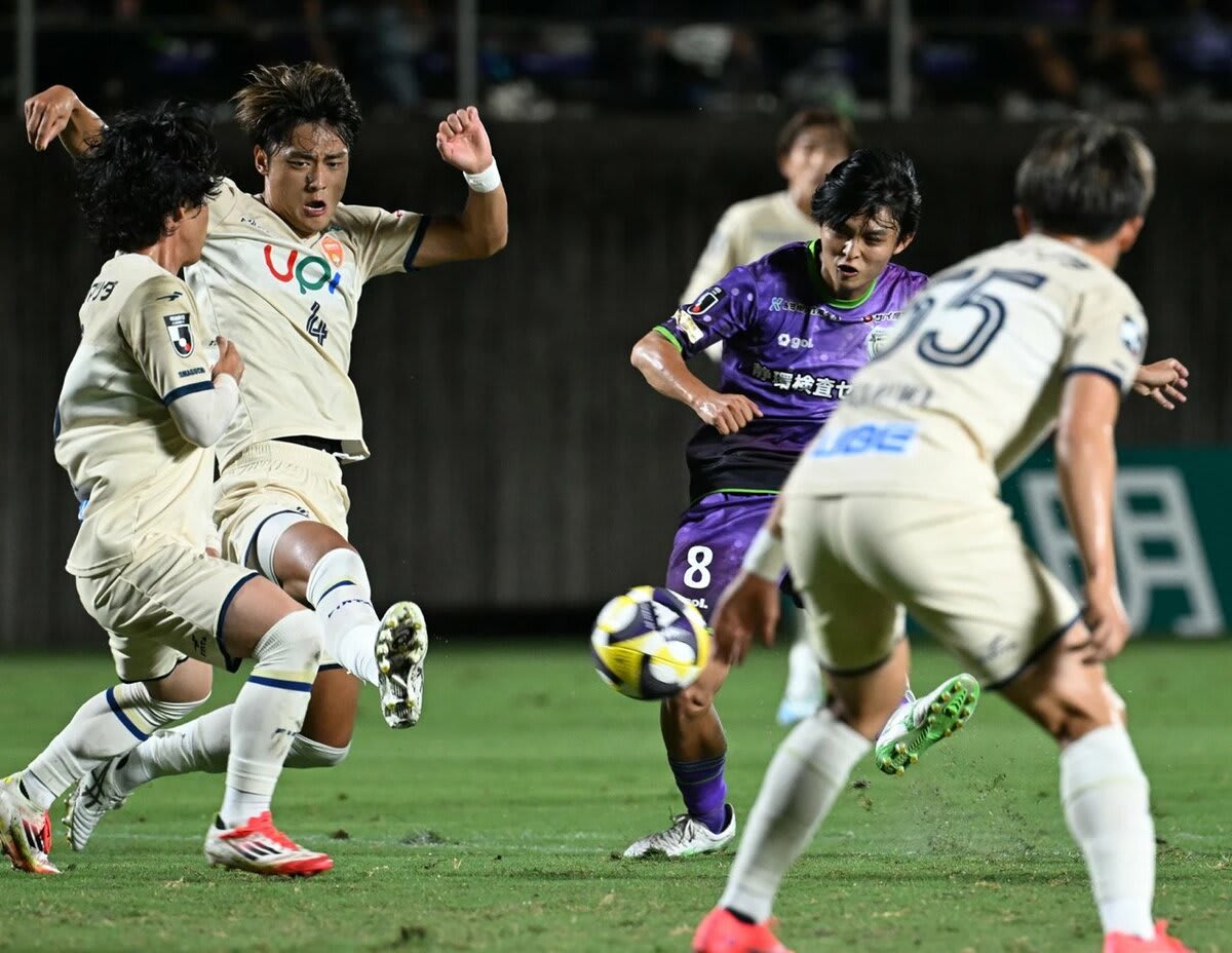 藤枝MYFC 楠本卓海“恩返し弾”で追いつく 山口と2-2【J2リーグ第24節速報】