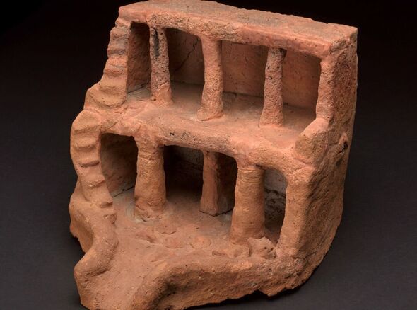 Archaeology breakthrough as incredible Egypt discovery dating back ...