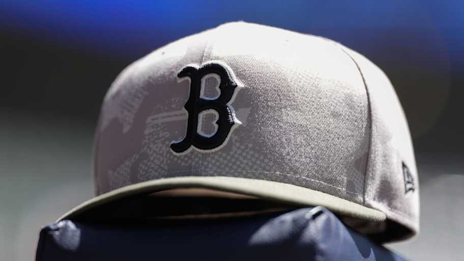 Red Sox Pushed To Bring Cy Young Winner To Boston