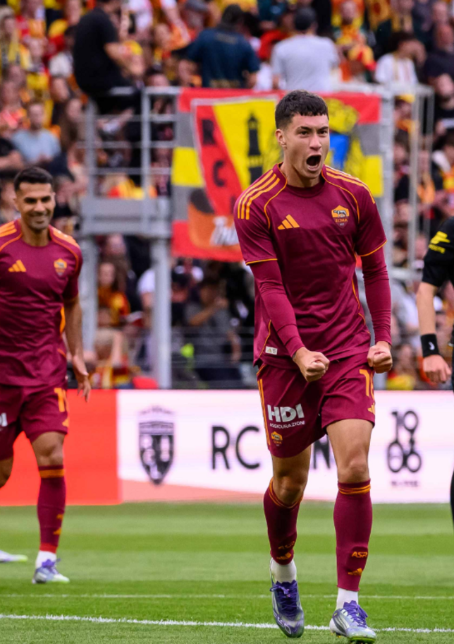 La Roma vince (e convince) a Lens nel segno di Soulé, che poi si ferma ...