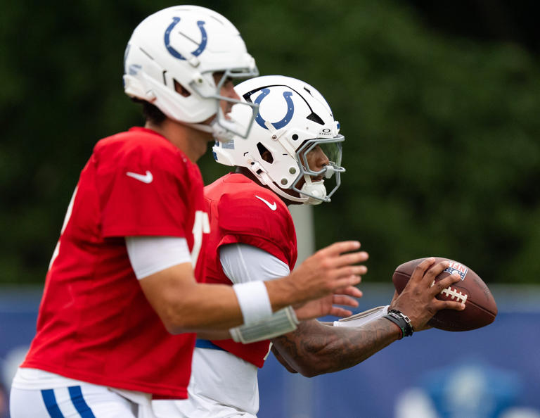 DeForest Buckner evaluates Colts' QB competition between Anthony ...