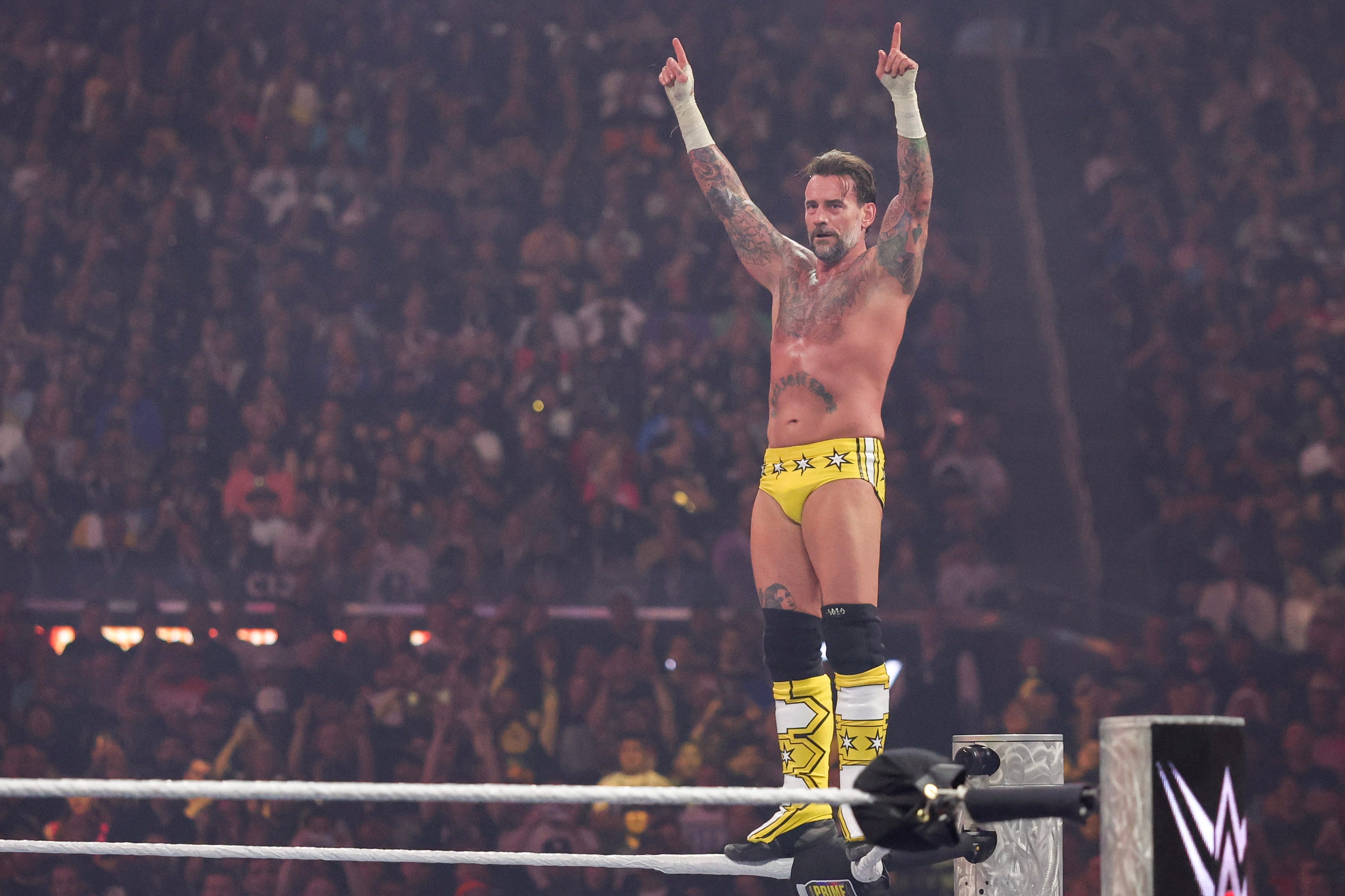 WWE SummerSlam 2025 results: Seth Rollins shockingly returns; winners ...