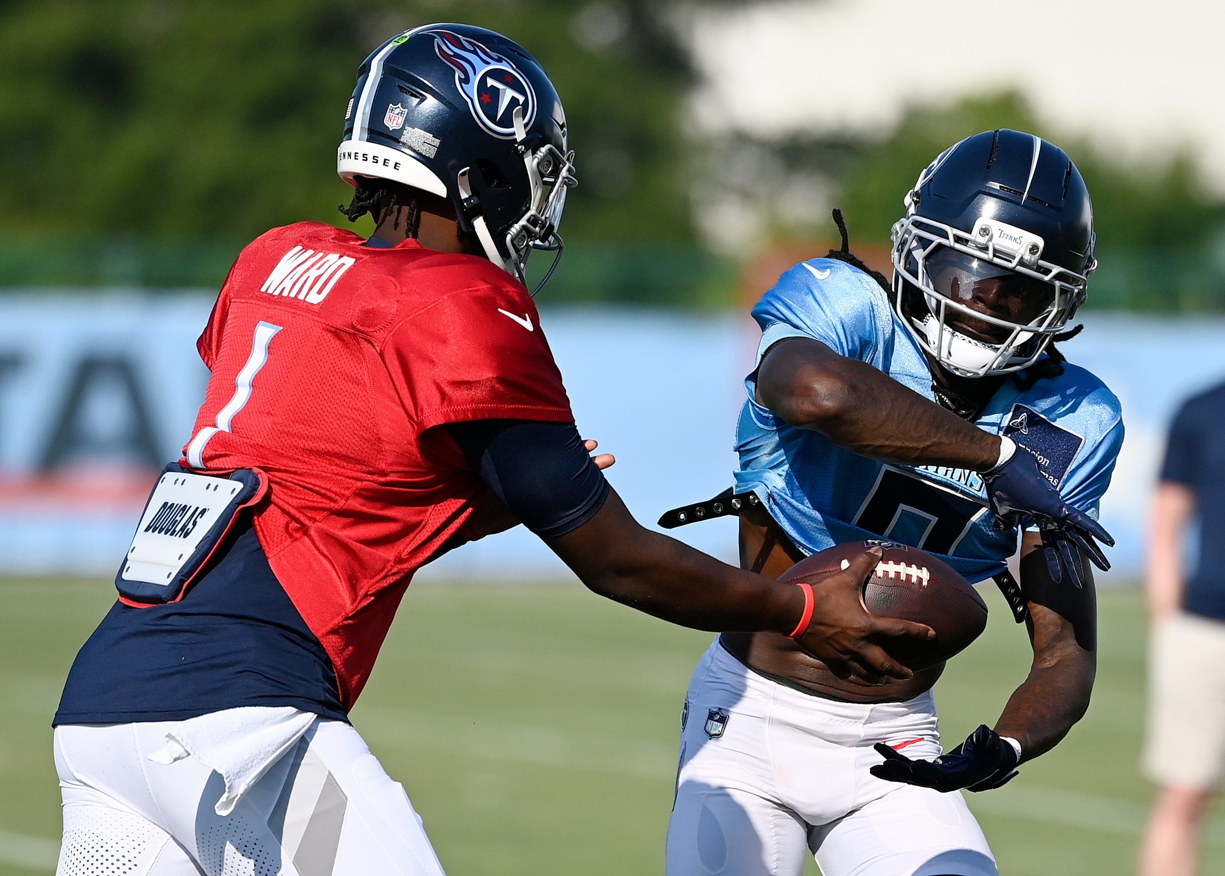 Tennessee Titans training camp: Sights and sounds from joint practice ...