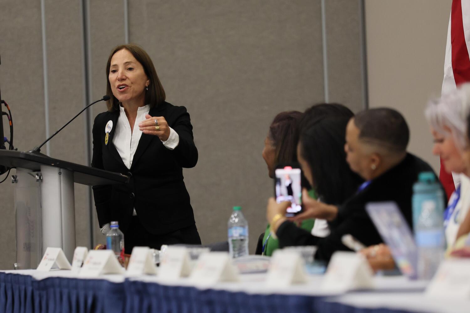 'No obvious frontrunner.' Why Harris' exit has scrambled the race for ...
