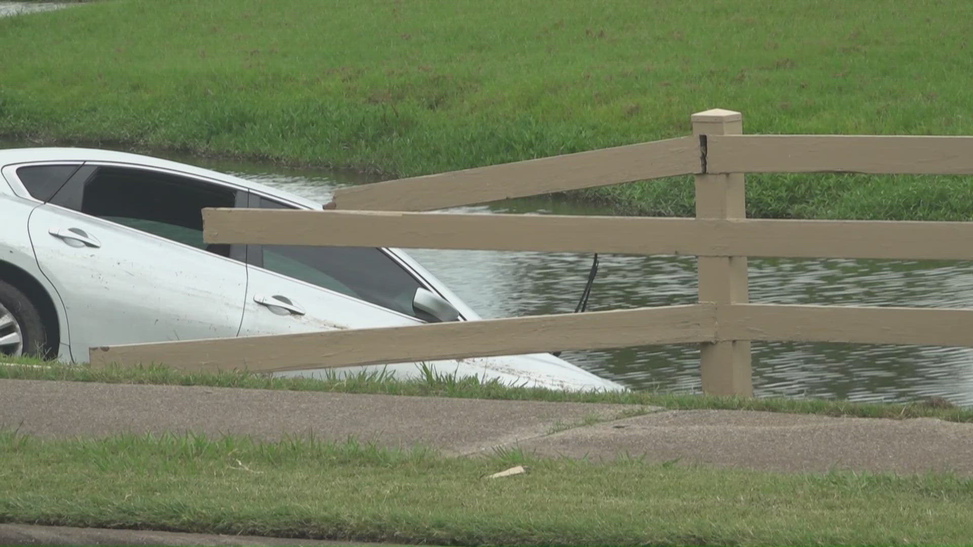 Car pulled from pond after Jones Valley Wreck