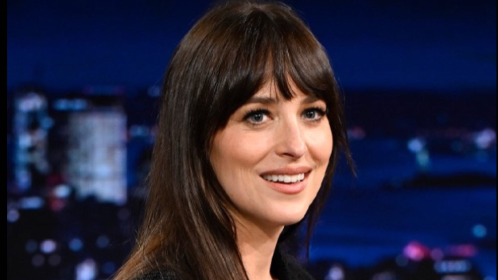 Glossed Chestnut, the luminous brown that's all the rage in hair salons ...