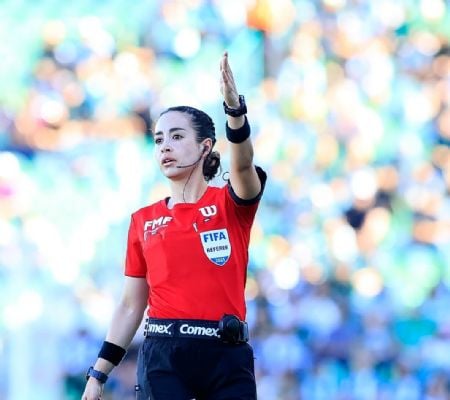 La FMF condena las amenazas de muerte que exhibió la árbitra mexicana Katia Itzel García