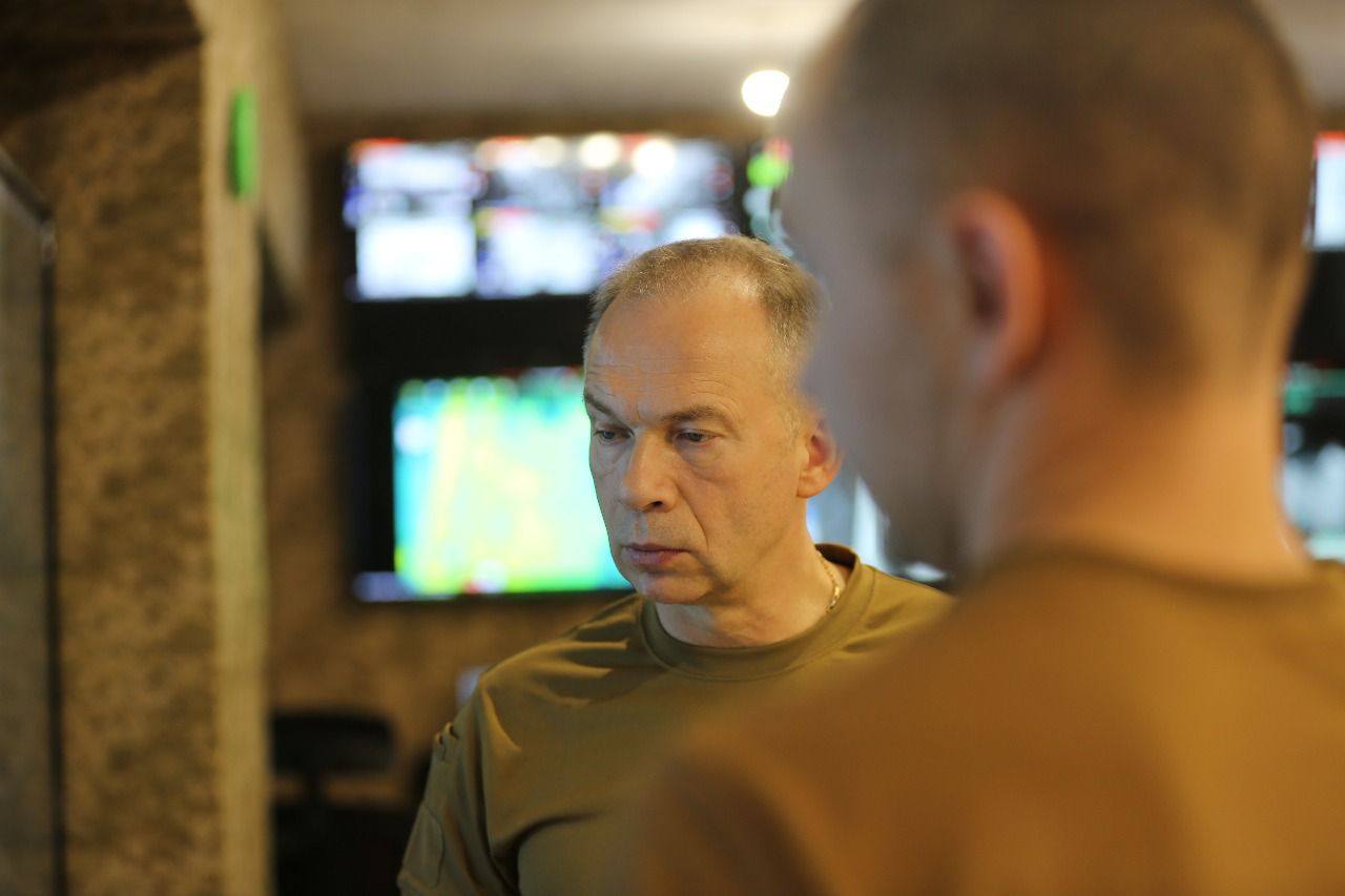 Russian troops resort to 'total infiltration' tactics in front-line ...