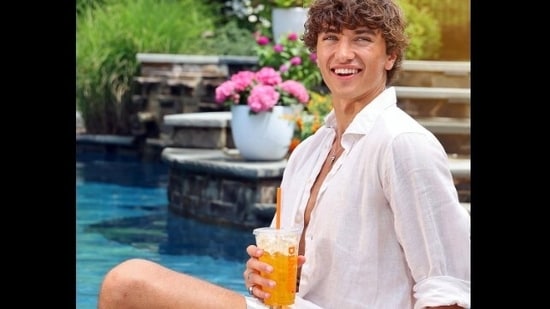 Dunkin' Donuts faces heat over Gavin Casalegno's ‘genetics’-obsessed ad ...